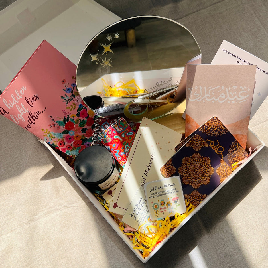 Ramadan & Eid Gift Boxes | Customize Eidi Cards & Envelopes – BREACHIT